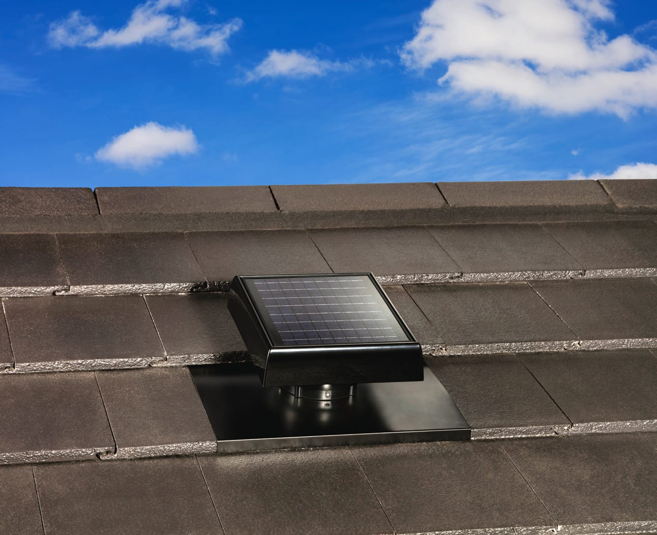 Bradford AiroMatic Roof Ventilator Smart Powered Roof Ventilation